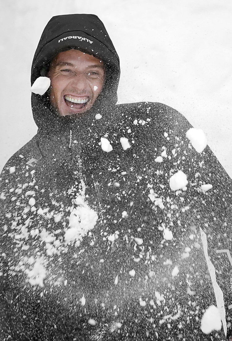 Alpargali - Redefining Men's Jackets with Style and Functionality